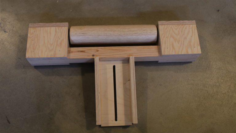 Table Saw outfeed roller stands - AstroSteve's Woodworking